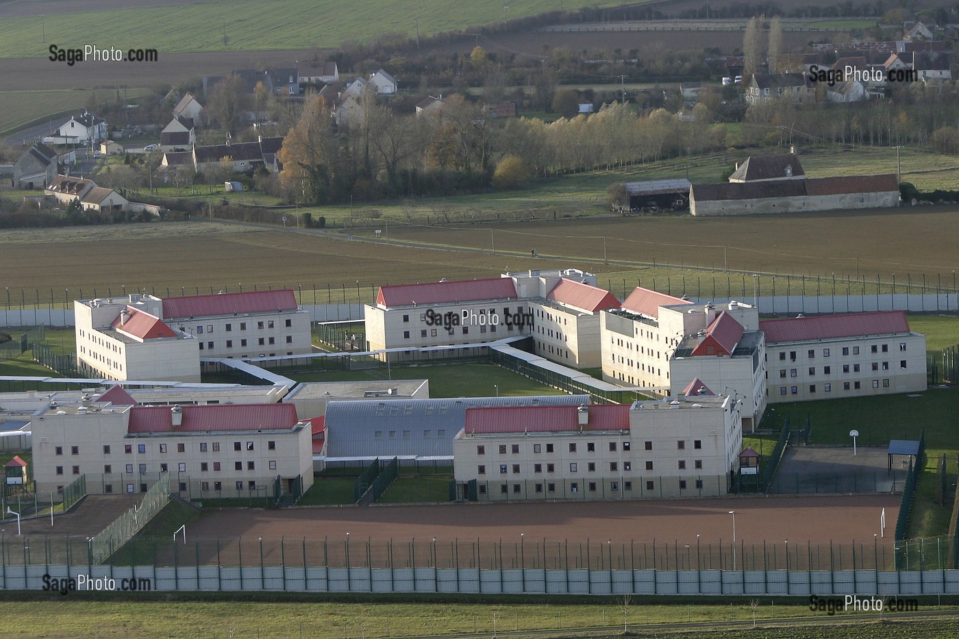photo de CENTRE DE DETENTION, PRISON D'ARGENTAN, NORMANDIE, ORNE (61 ...