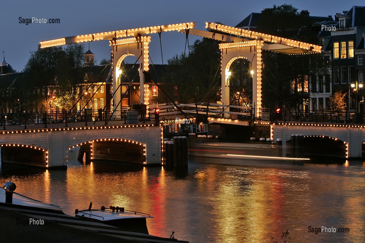 photo de LE PONT MAIGRE, 'MAGERE BRUG' LE PLUS CELEBRE DES 1280 PONTS D ...
