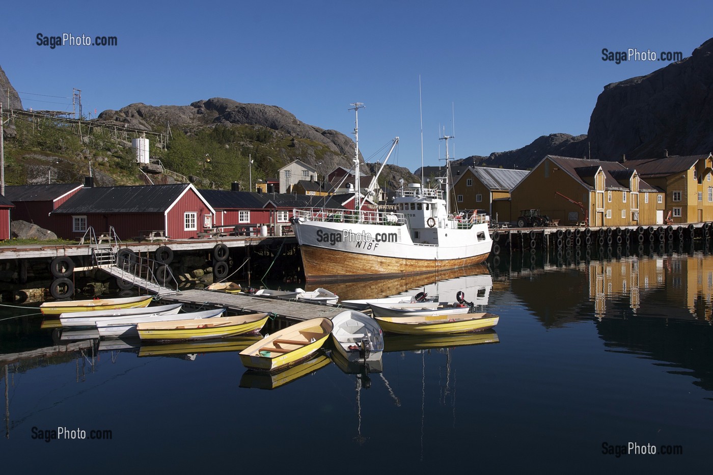 photo de VILLAGE DE NUSFJORD, NUSFJORD, VILLAGE PROTEGE PAR L'UNESCO ...