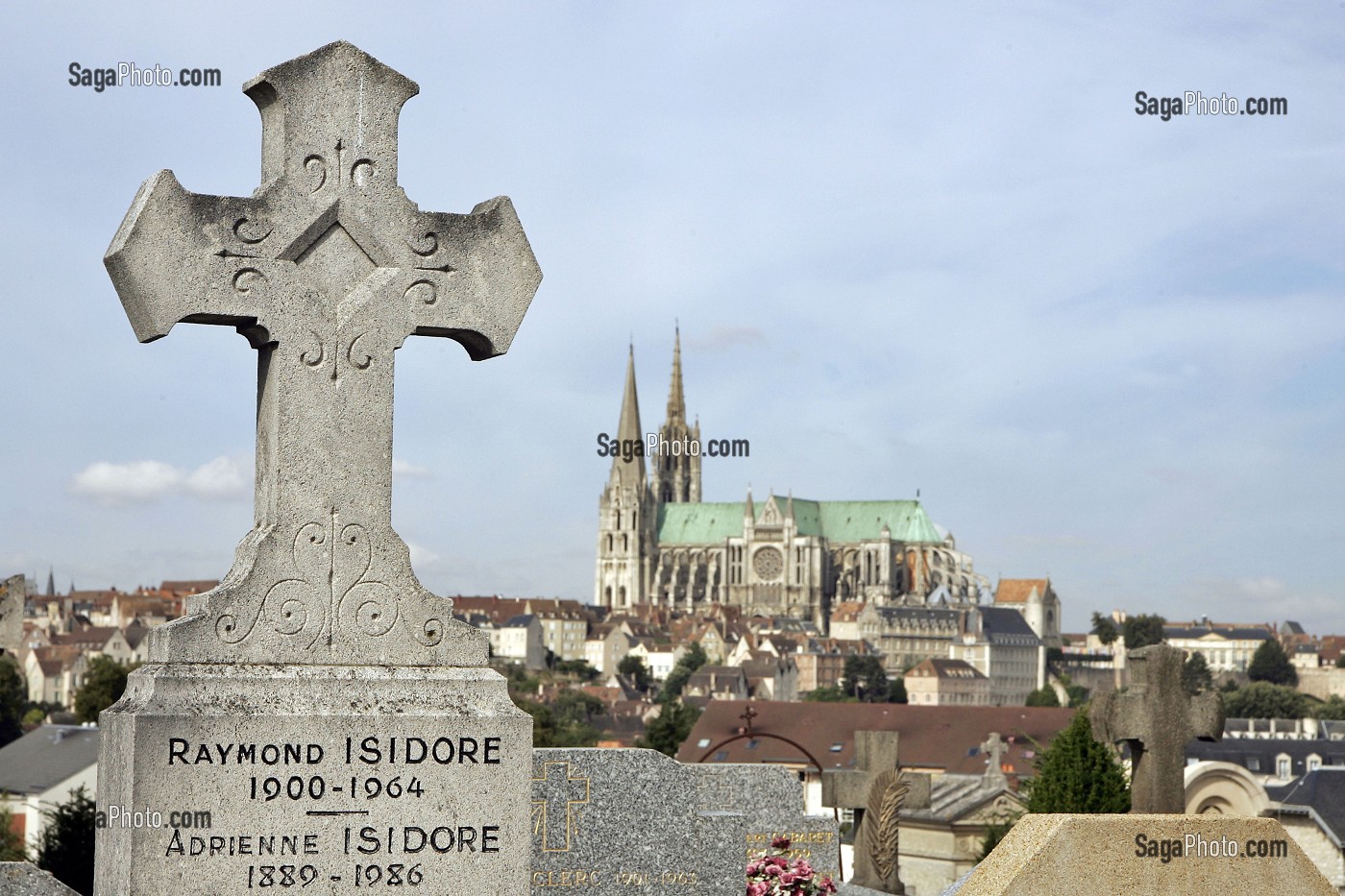 photo de TOMBE DE RAYMOND ISIDORE (CREATEUR DE LA MAISON PICASSIETTE ...