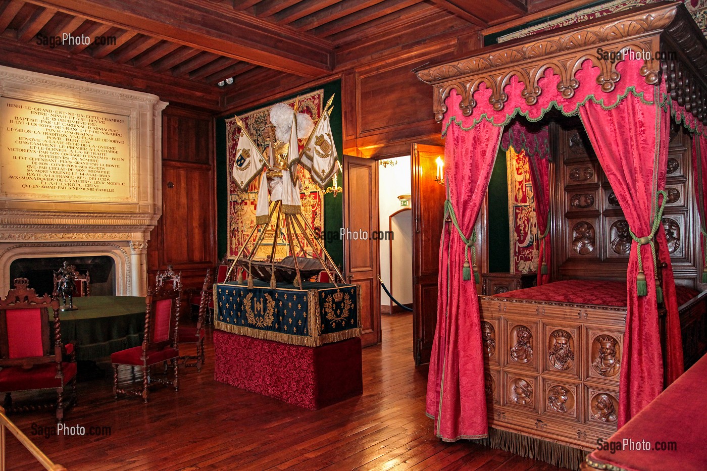 photo de BERCEAU DU ROI HENRI IV (1553-1610), ROI DE FRANCE ET DE ...